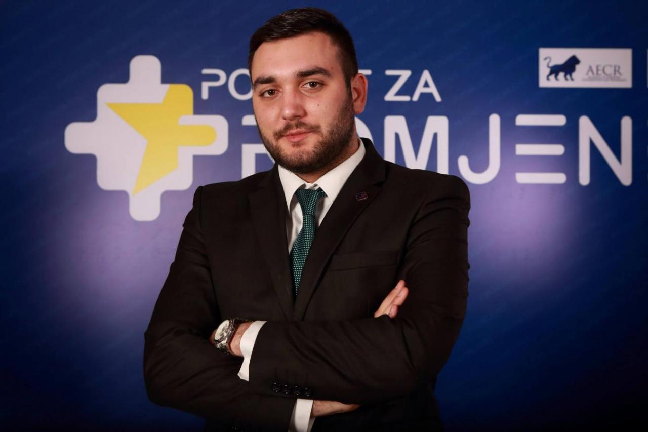 Nikola Bajčetić umjesto Nebojše Medojevića - CdM