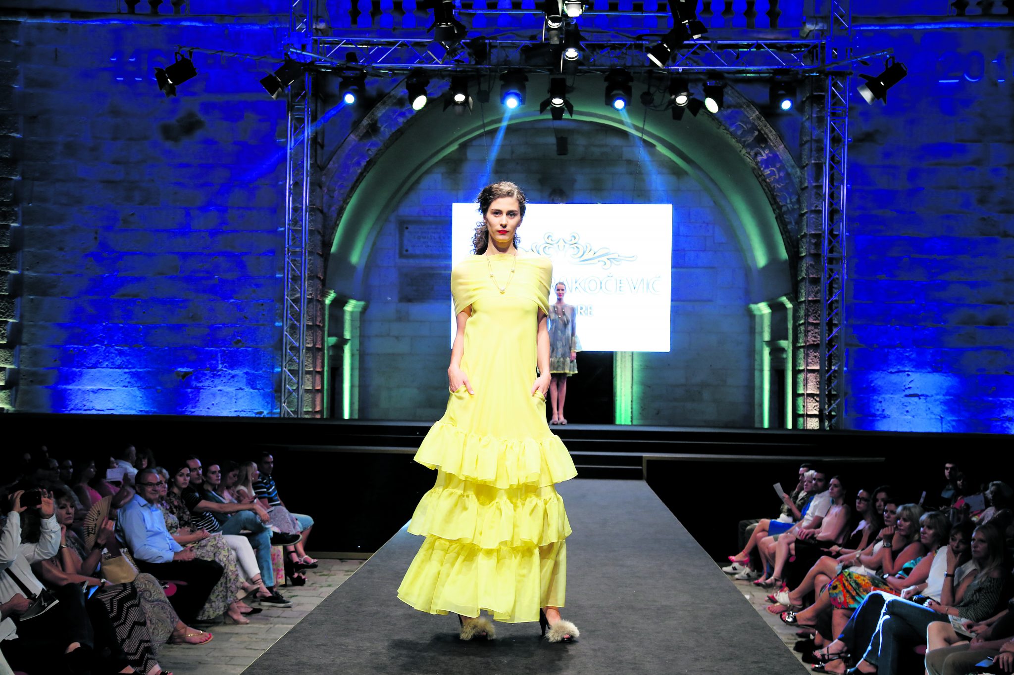 Balestra: Haljina sa grbom CG je omaž zemlji koja mi je druga kuća - CdM