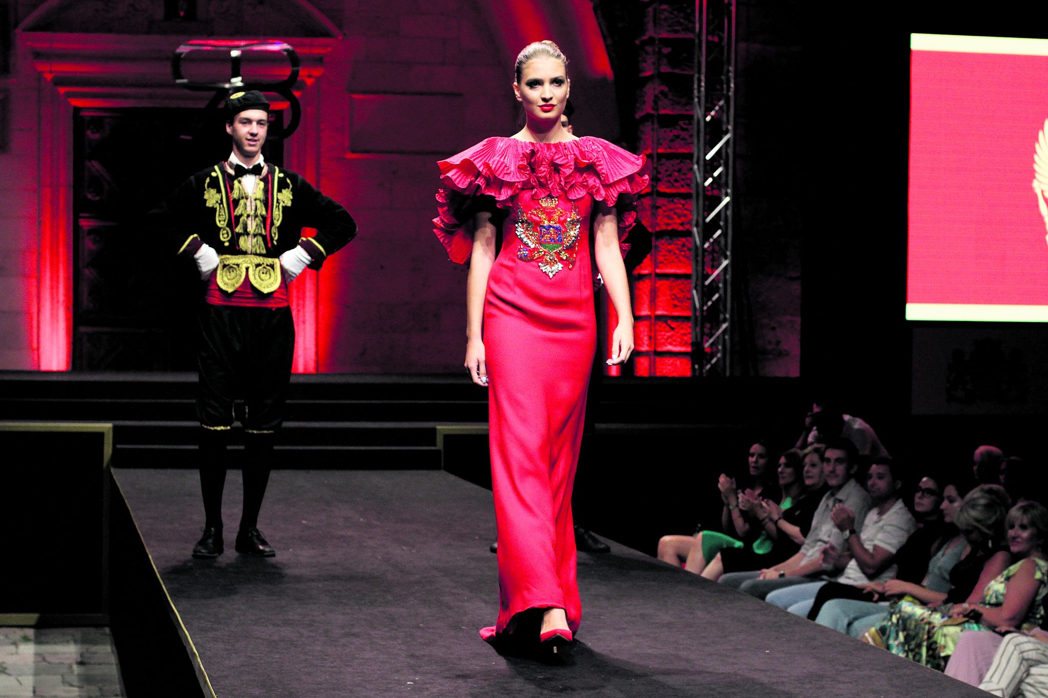 Balestra: Haljina sa grbom CG je omaž zemlji koja mi je druga kuća - CdM