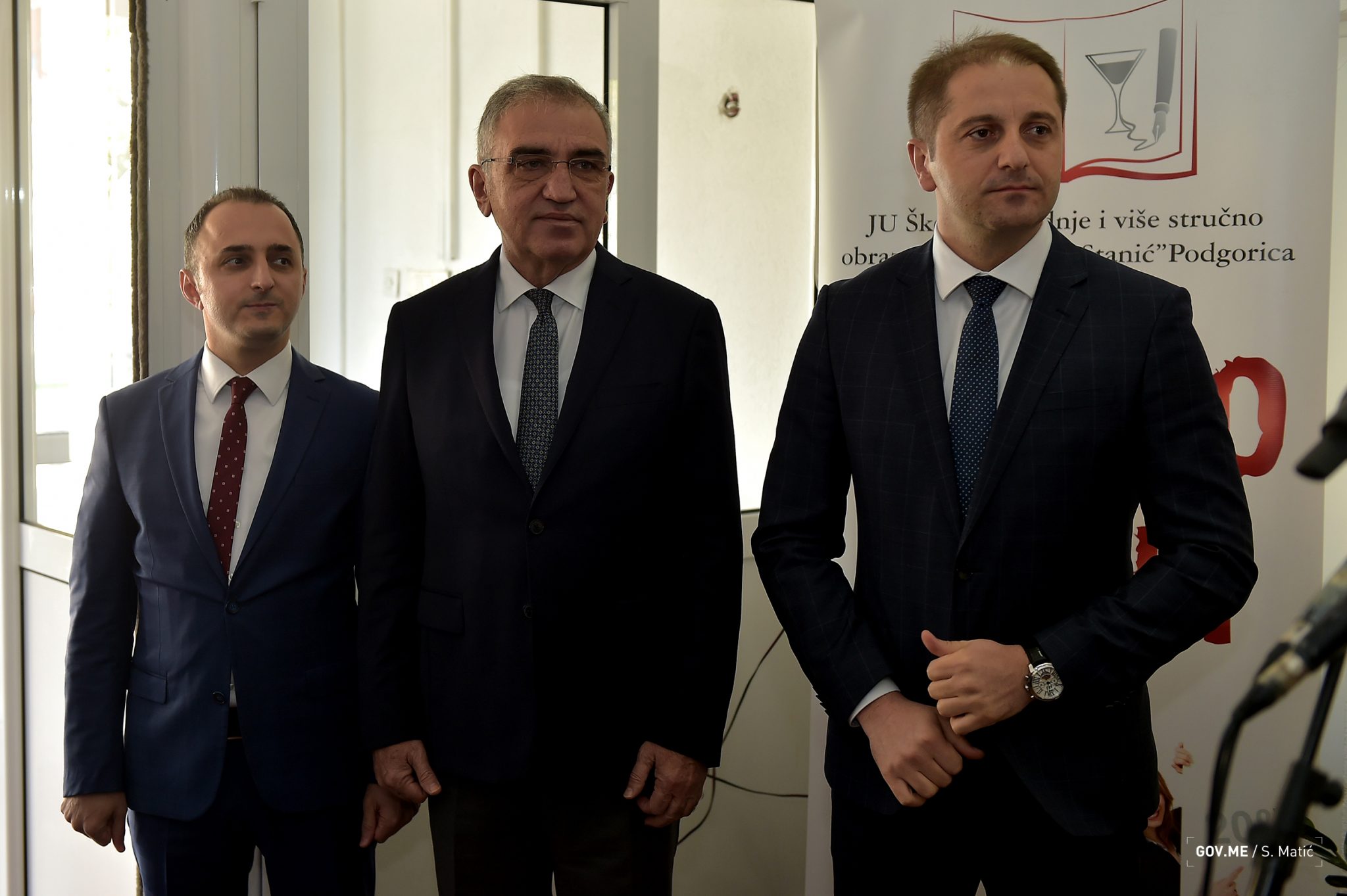 Za kabinete informatike „Sergije Stanić“ 35.000 eura - CdM