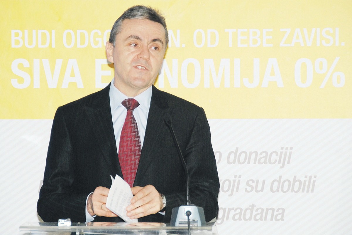 Radoje Žugić za viceguvernerku predložio Zoricu Kalezić - CdM