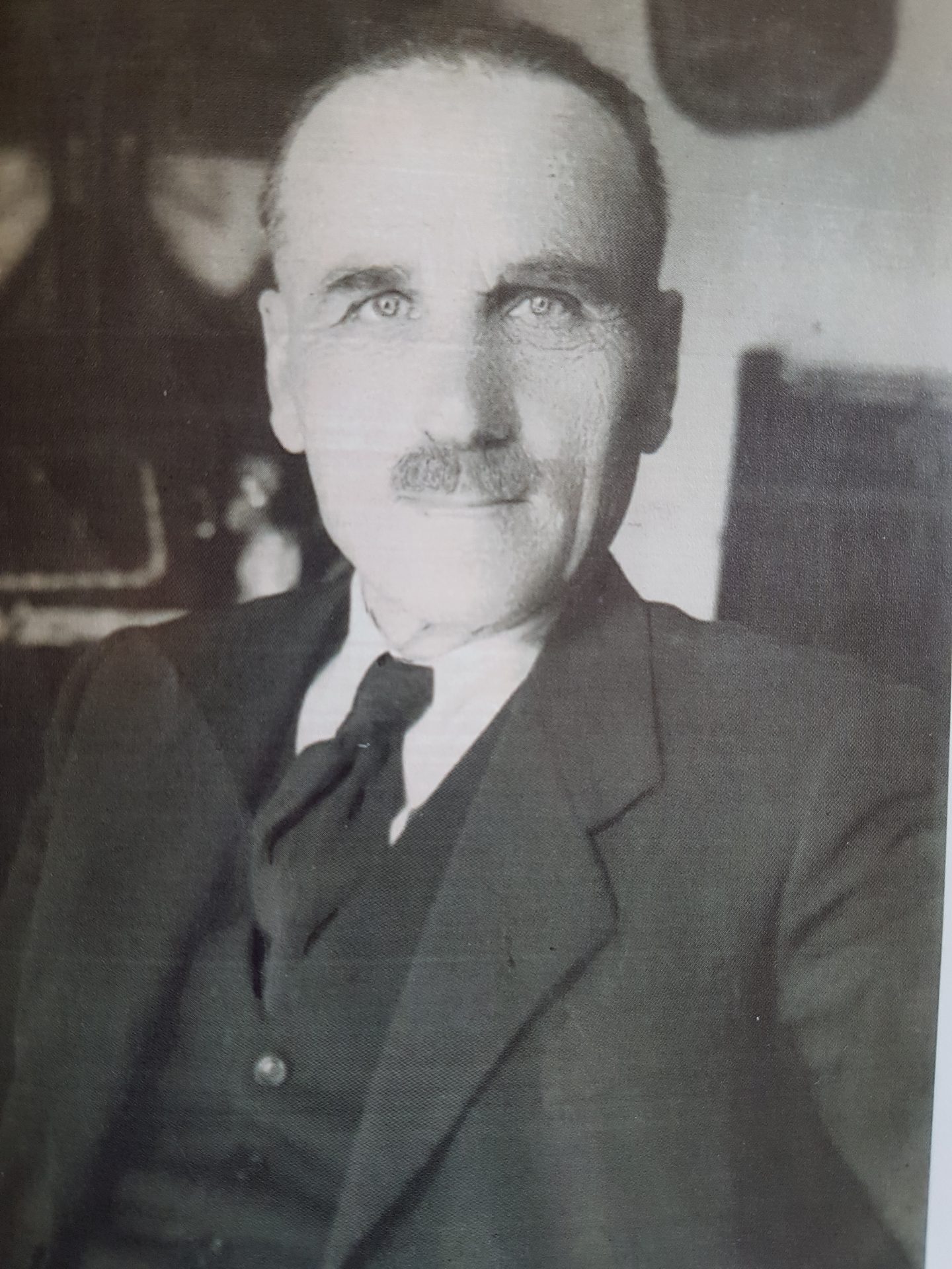 Brigadir Krsto Zrnov Popović o srpskoj okupaciji i aneksiji Crne Gore ...