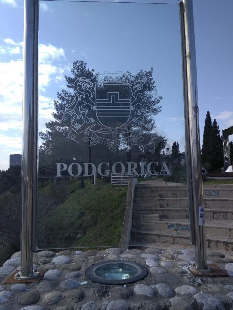 Moskovski most u Podgorici dobio nove staklene table - CdM