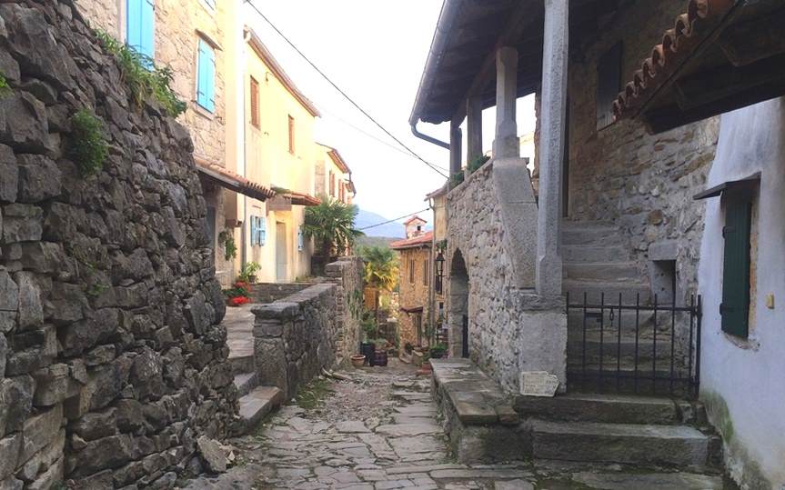 Grad Hum je najmanji na svijetu, a nalazi se u našem susjedstvu - CdM