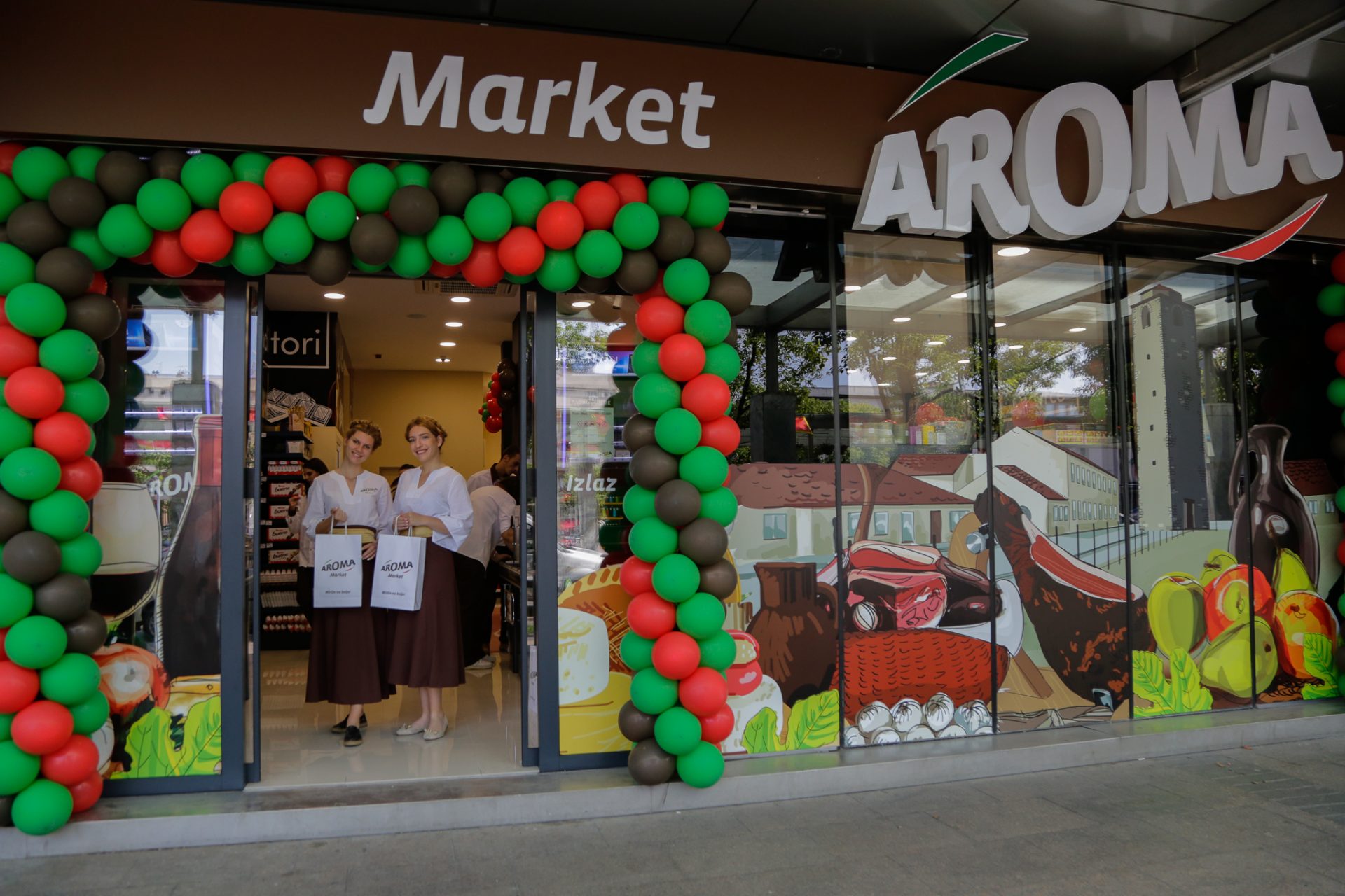 Otvoren novi Aroma market u centru Podgorice - CdM