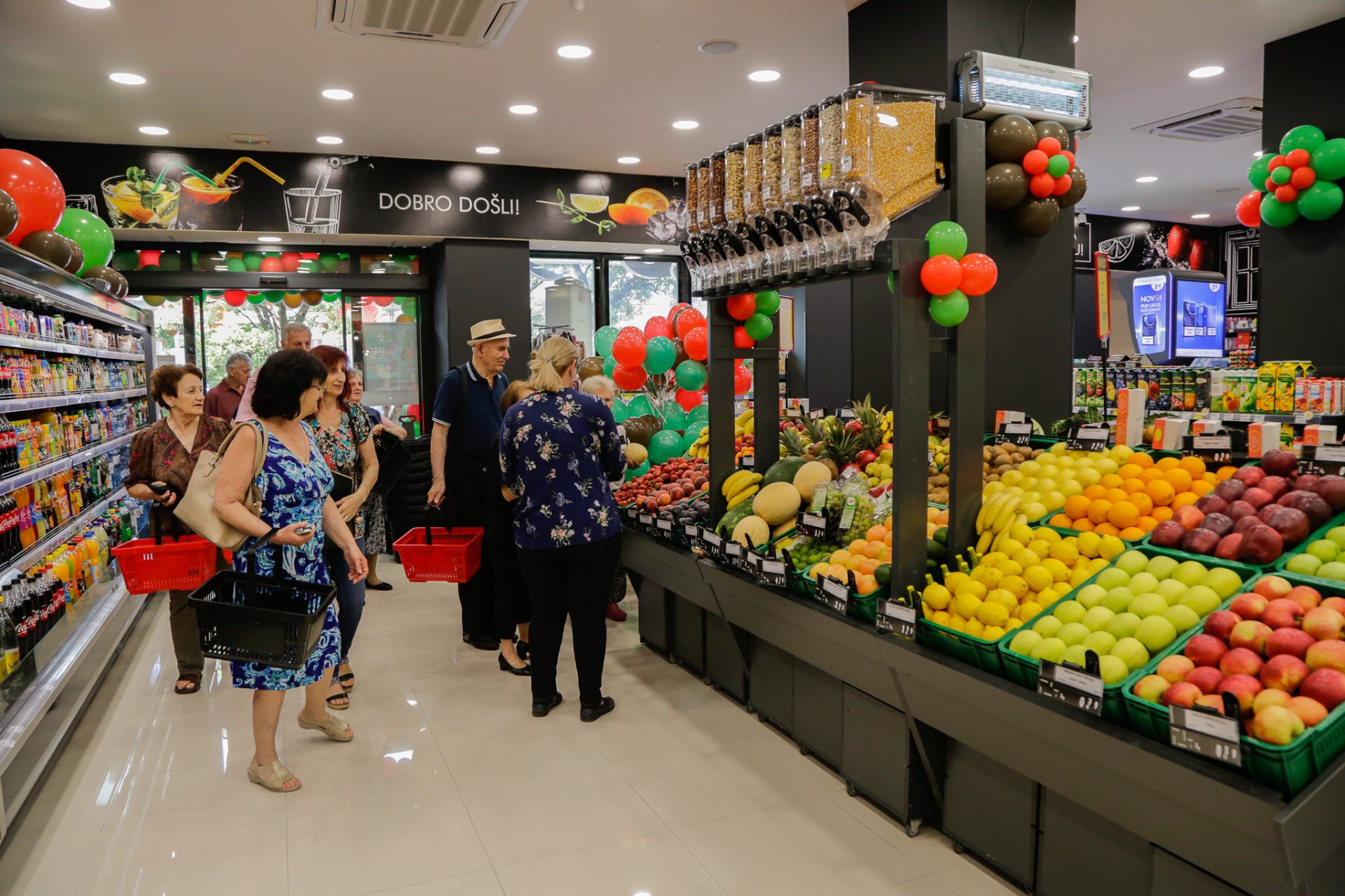 Otvoren novi Aroma market u centru Podgorice - CdM