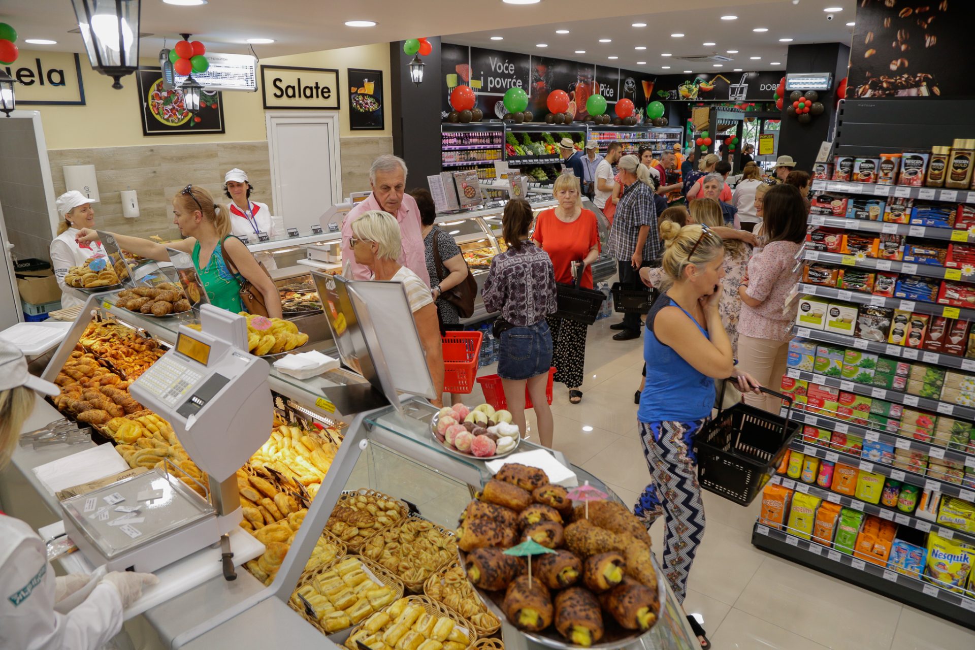 Otvoren novi Aroma market u centru Podgorice - CdM