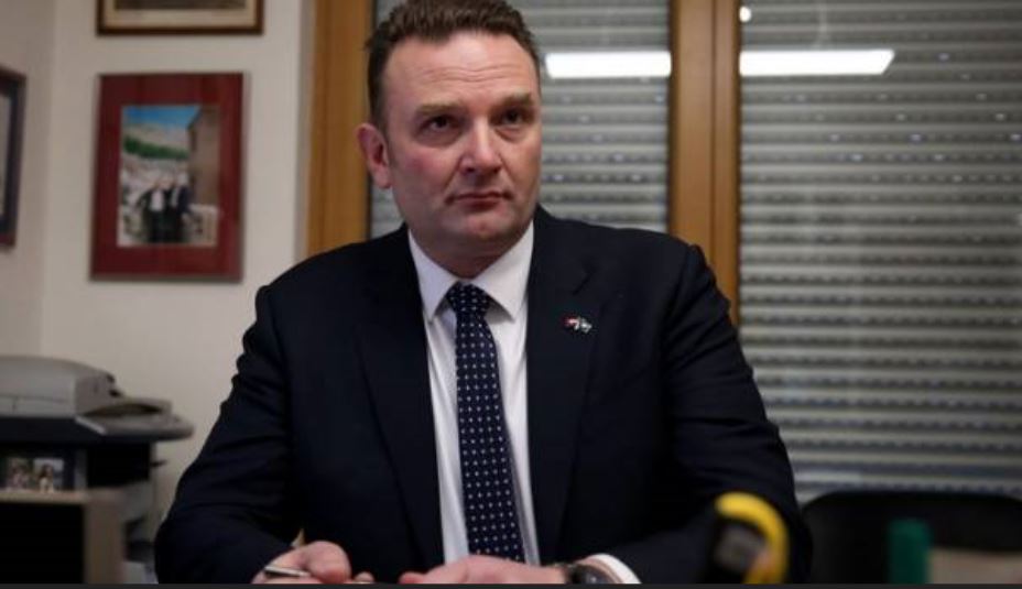 Kentera: Rusija preko Srbije destabilizuje Crnu Goru i region - CdM