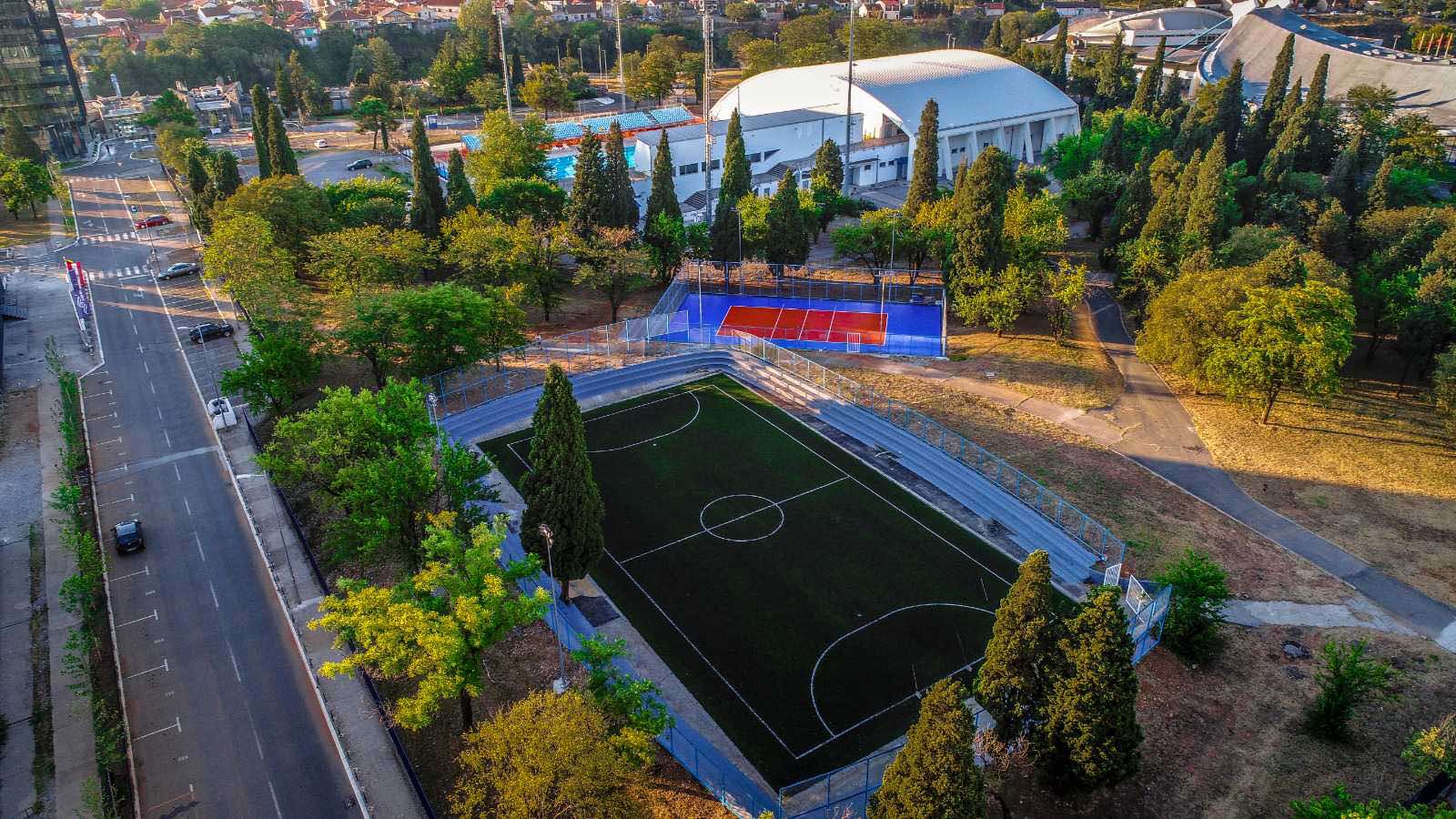 Otvoreni novi tereni za mali fudbal i odbojku u sklopu SC Morača - CdM