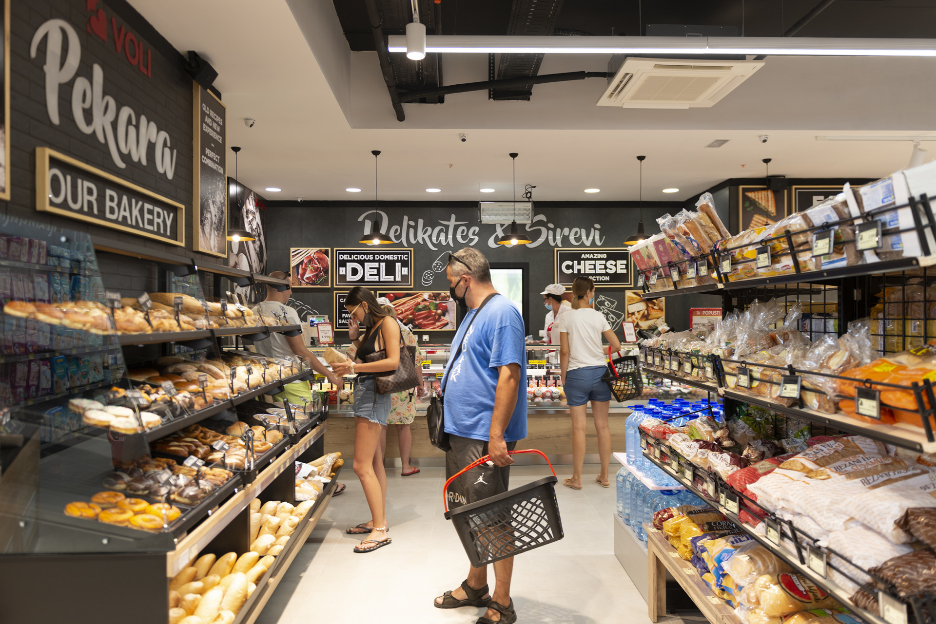 Novi Voli market u Budvi, niske cijene i bogata ponuda - CdM