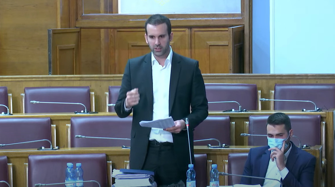 Official vehicle crashed, Spajic buys himself new Mercedes - CdM