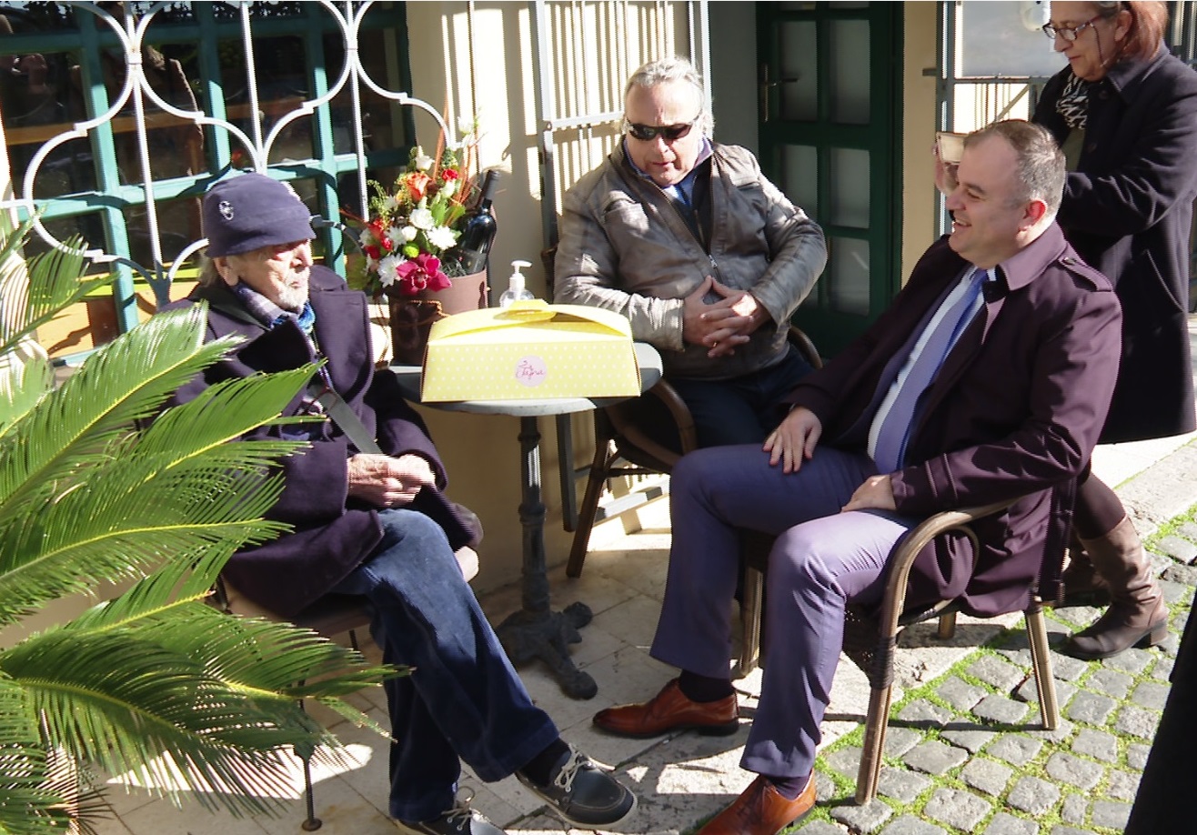 Vojo Stanić danas proslavlja 98. rođendan - CdM