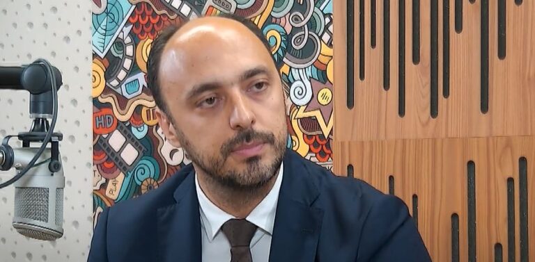 Rakočević: Blago nama za Vladu sa programskim prioritetima tuđe države ...