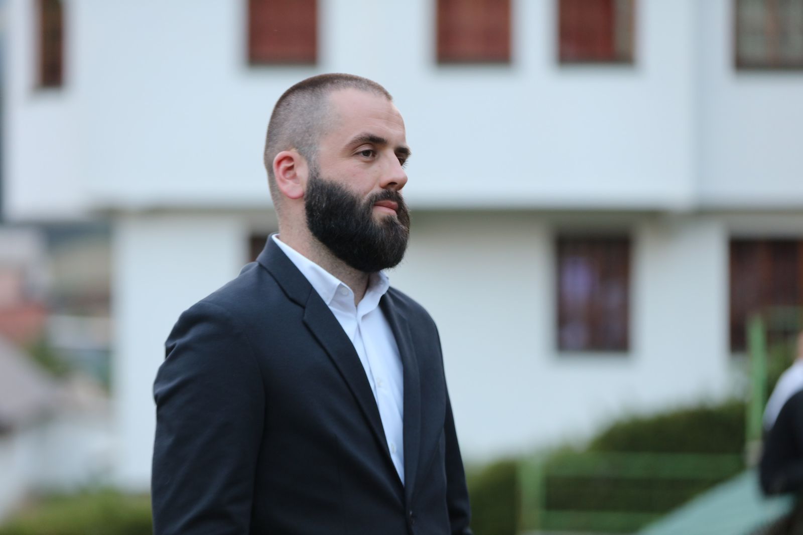 Demić: Nedopustivo da ministri Vlade prisustvuju proslavi Dana početka ...