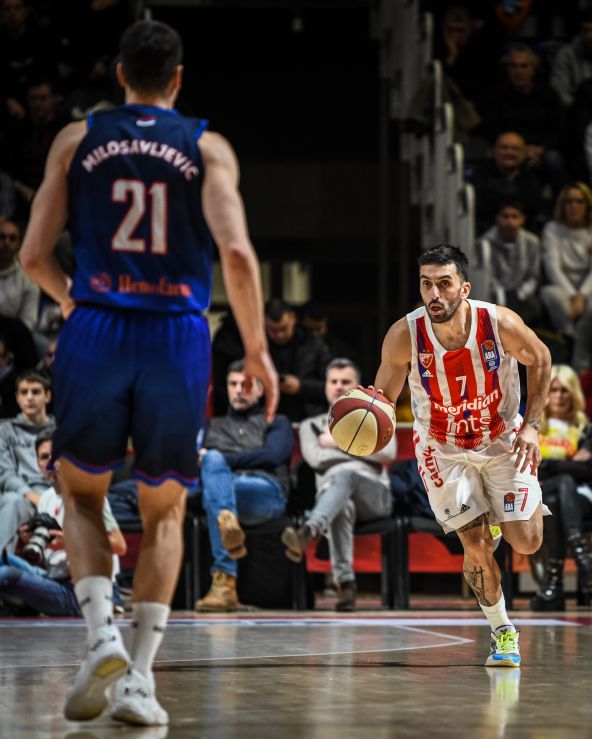 Zvezda demantovala da Kampaco ide u Real - CdM Zvezda demantovala da Kampaco ide u Real - CdM