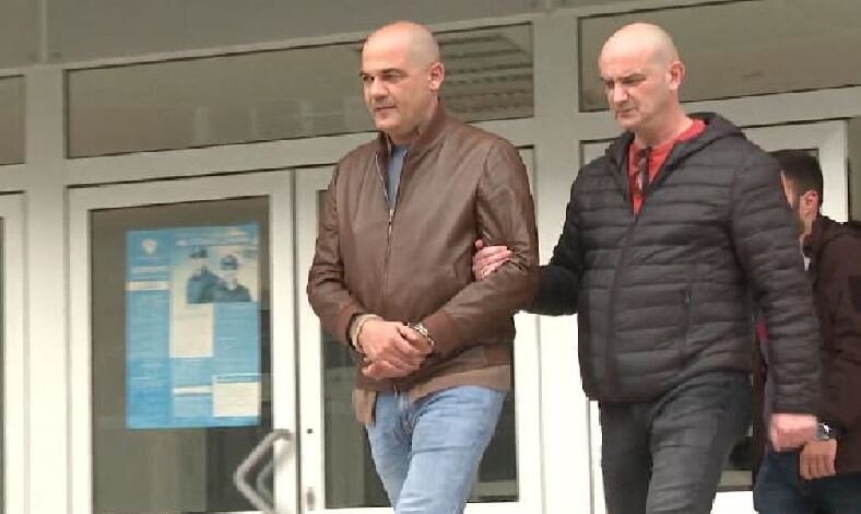 Milo Božović tražio da potpiše dokumenta za isplatu plata - CdM