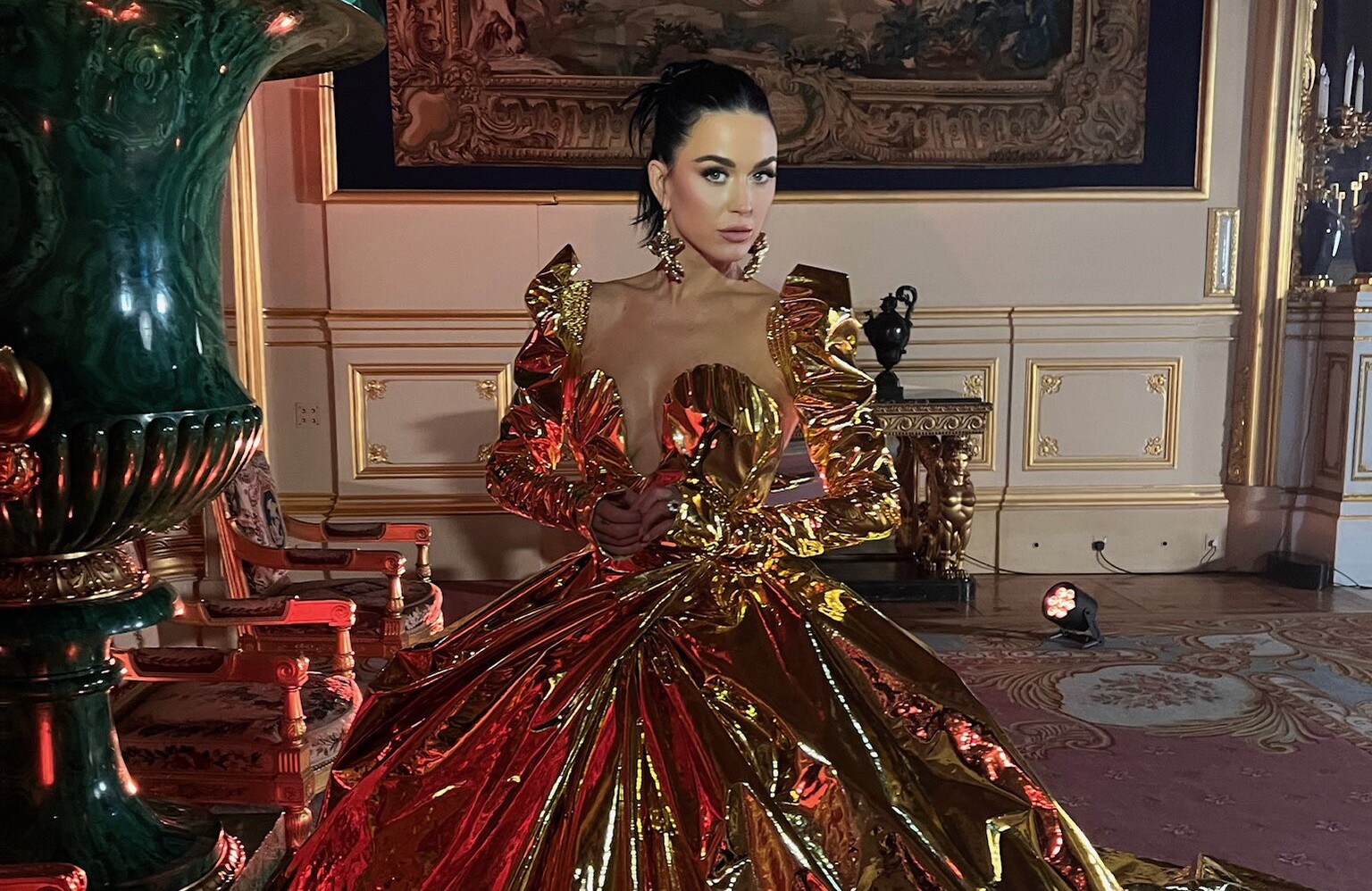 Kejti Peri na stubu srama, ali nije usamljena: Ti si nevjerovatna ...