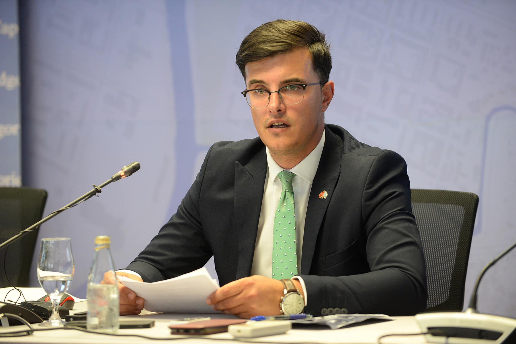 Šaranović: Prijetnje Vukadinoviću poziv policiji da u najkraćem roku ...