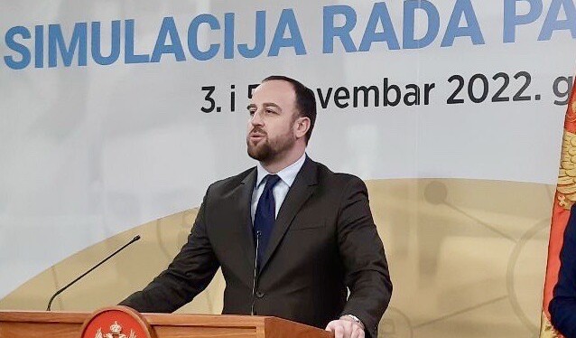 Nikolić: Da li mladi u Crnoj Gori imaju potreban nivo znanja o ...