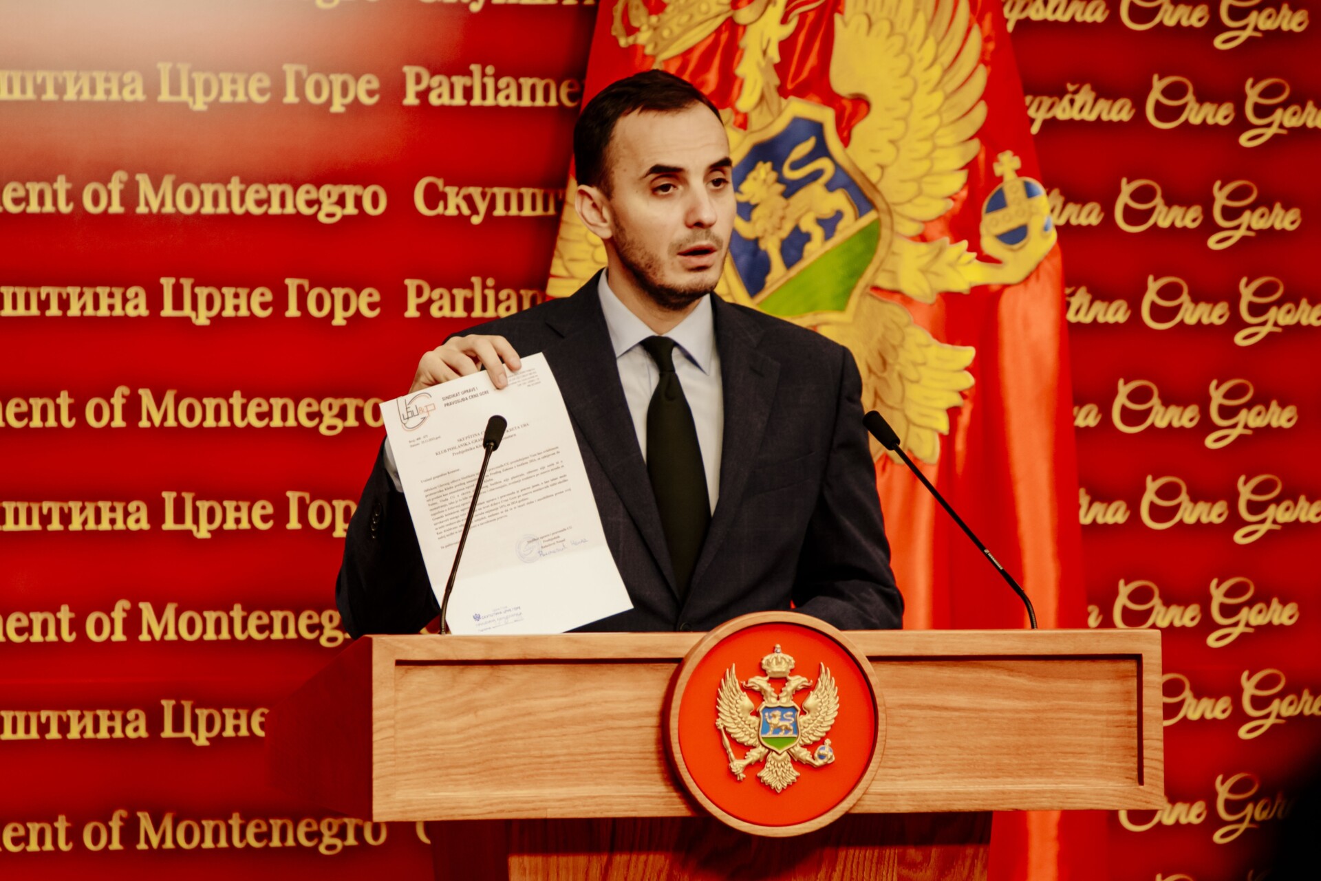 Konatar: Kad u 15 minuta poraste dug za 37 miliona eura - CdM