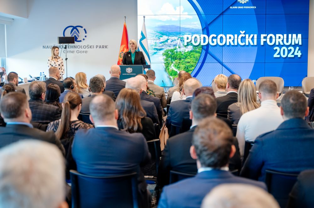 Injac: Podgorički forum - značajna platforma za razmjenu ideja ...