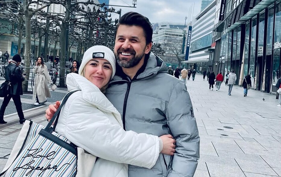 Amel Ćurić i njegova supruga dobijaju prinovu, ali više se priča o ...